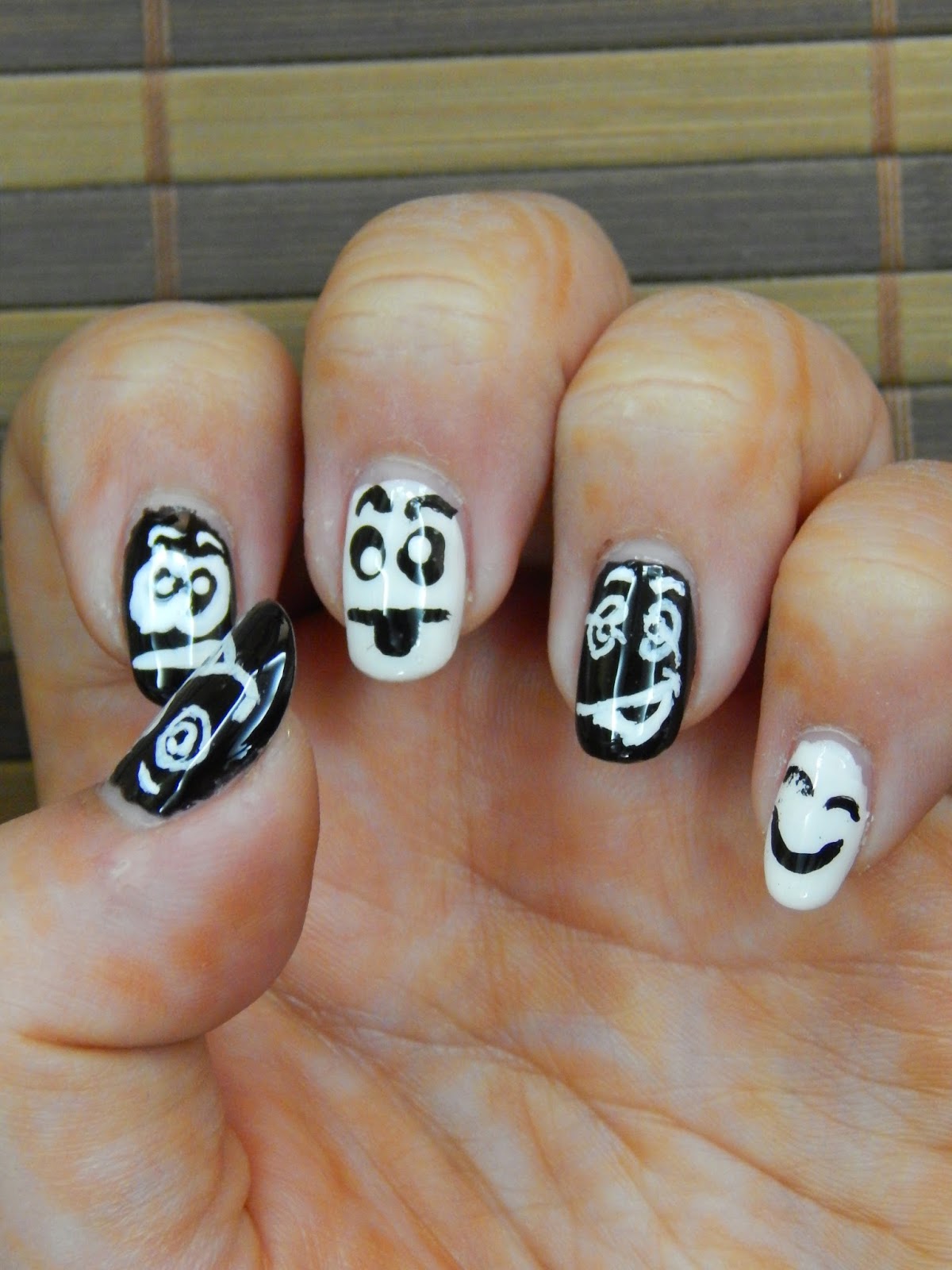 Funny Faces Nail Art: Design & Tutorial