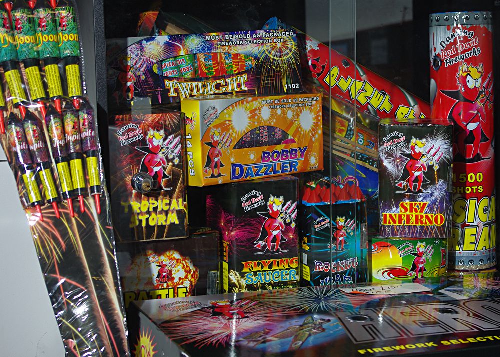 Delroy's Second Hand Shop: Fireworks
