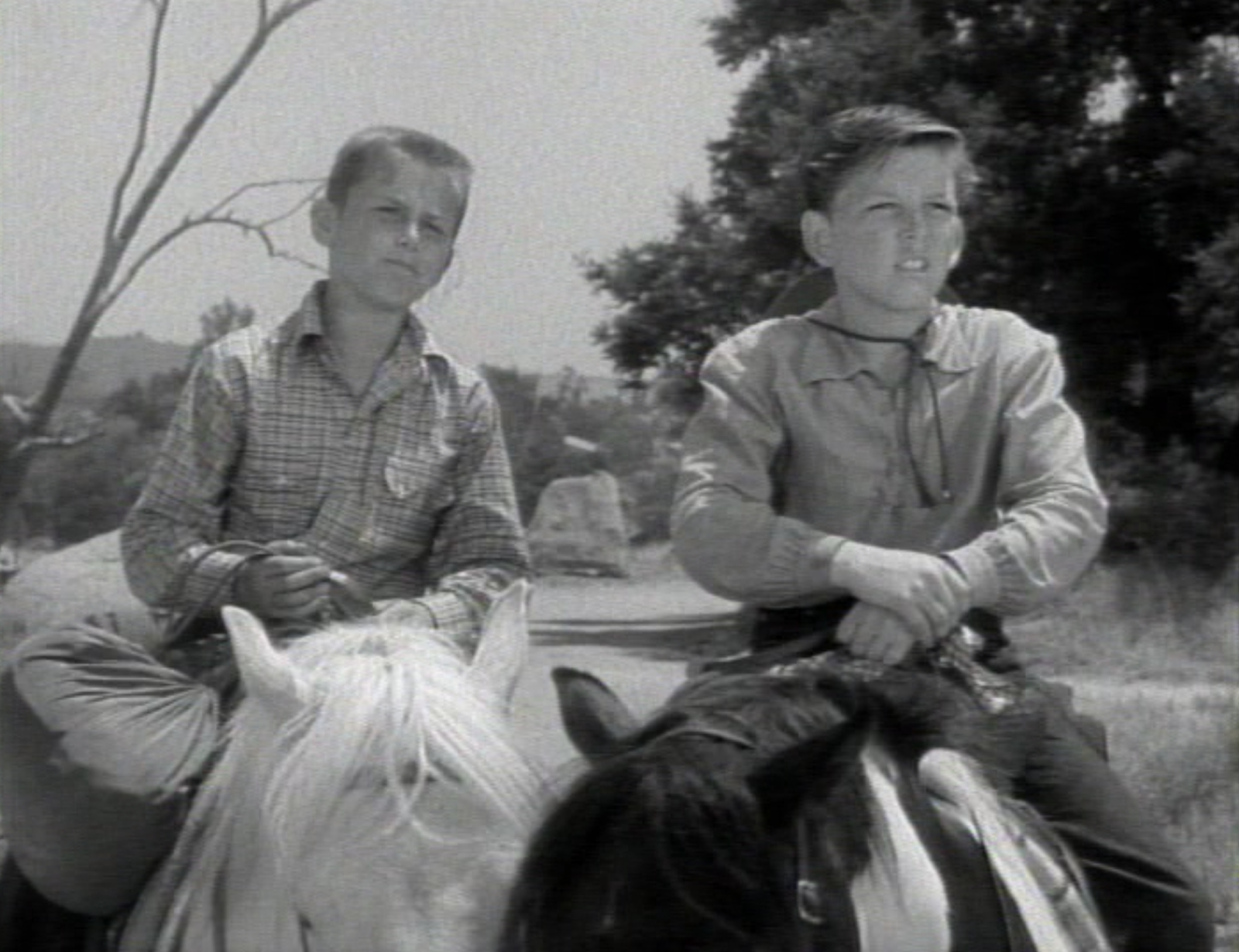 Iverson Movie Ranch: Annie Oakley shoots up the Iverson Ranch