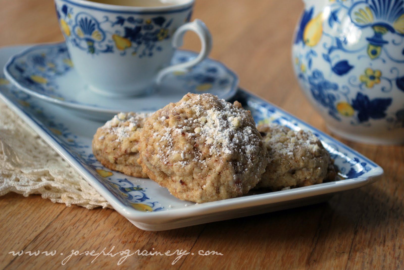 Joseph's Grainery: Almond Tea Cookies
