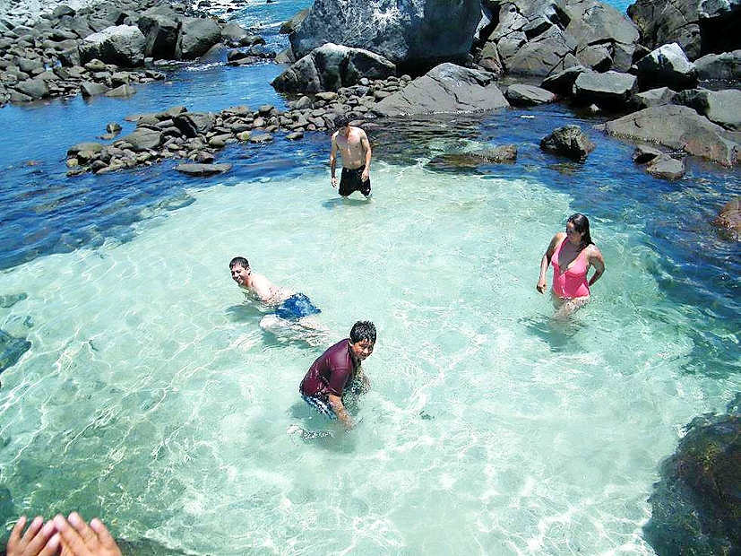Playas mas bellas y desconocidas de Chile.: PLAYA ZAPATILLA.