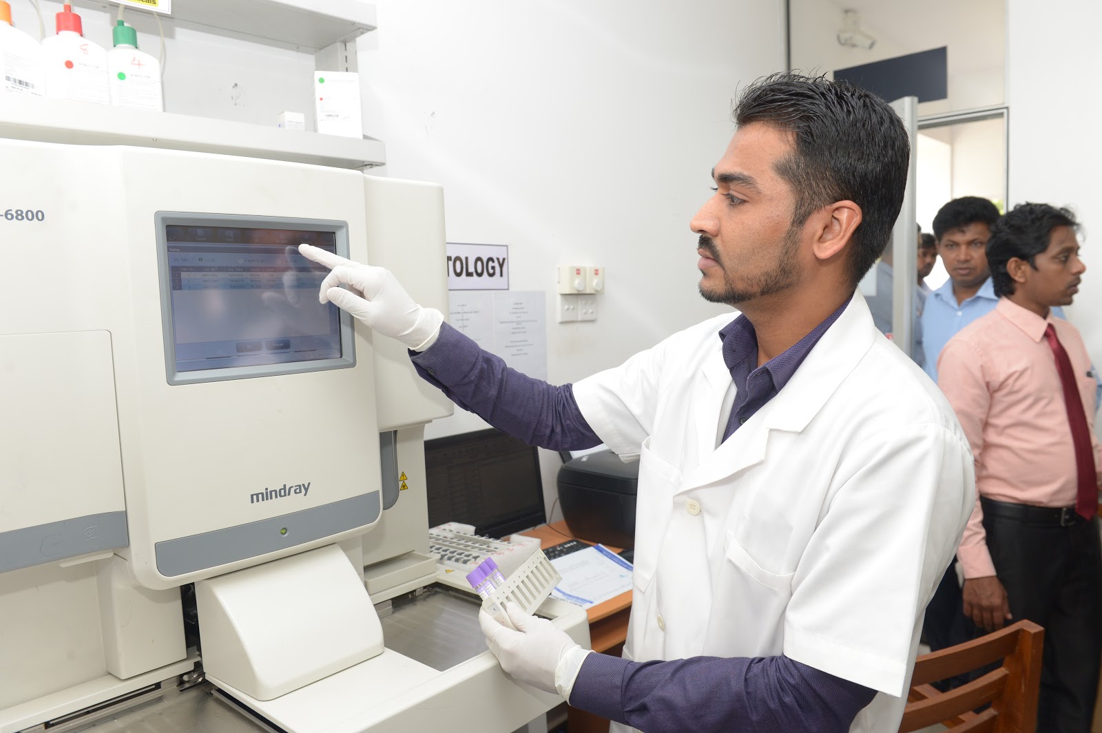 College of Medical Laboratory Science, Sri Lanka: State of Art Mobile ...