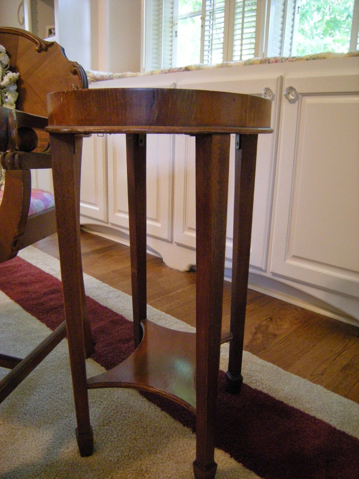 Little Things: Tale of the Tiny Trash Table