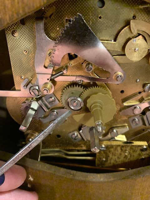 Vintage Hamilton Watch Restoration: 1977 Hamilton Mantel Clock