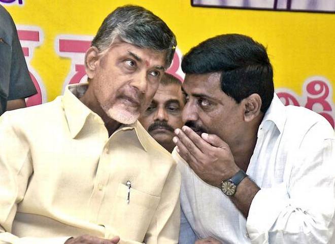 Nallari Kishore surprises Chandra Babu with his following!