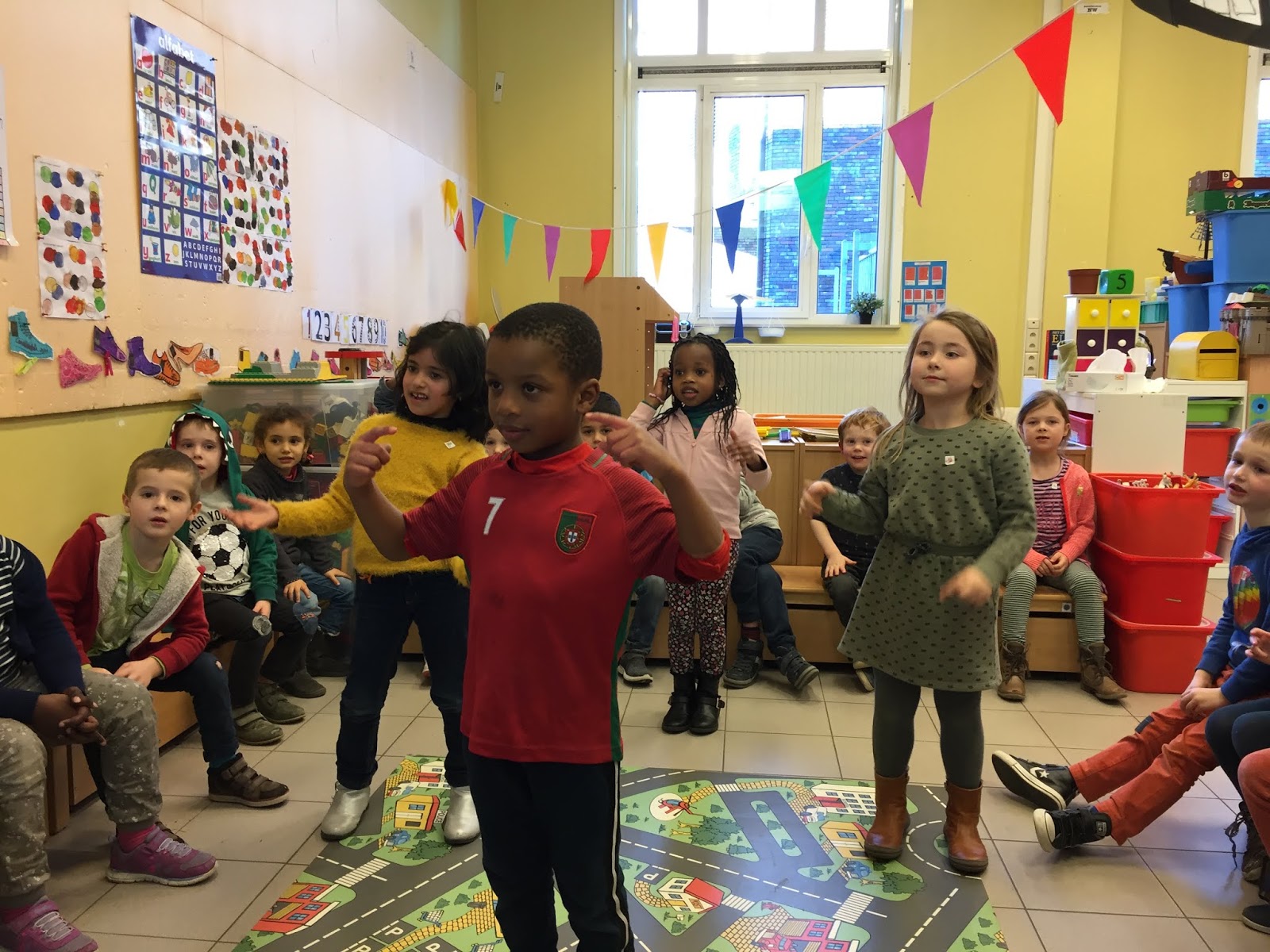 In de klas van juf Ines: Dansstudio Sarah