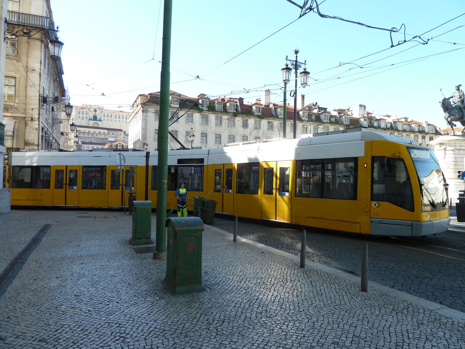Living In Lisbon: Public transportation in Lisbon/O transporte público ...