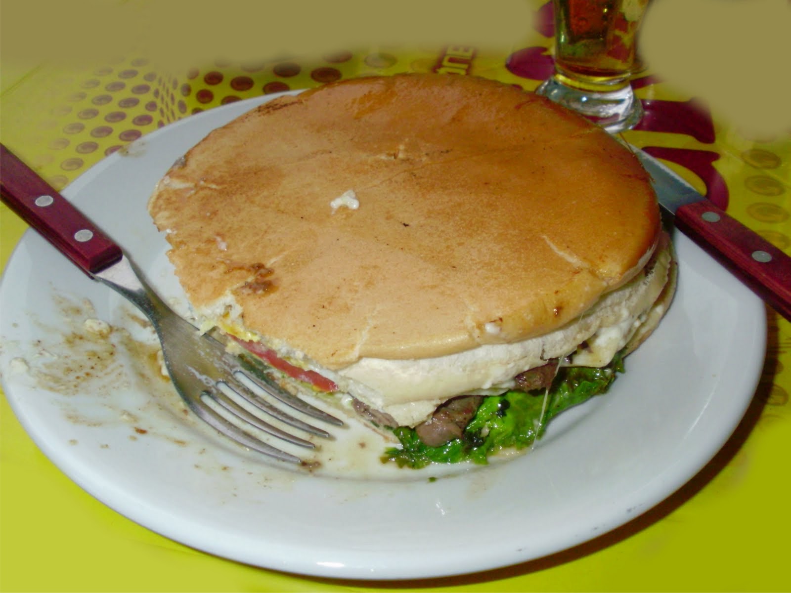 Souza's Bar: Receita do melhor Xis do Centro de Porto Alegre