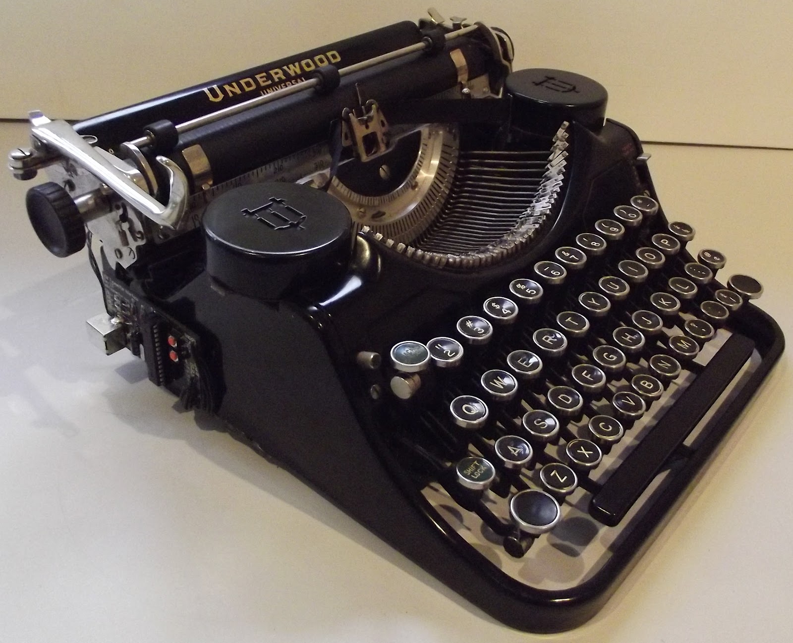 oz.Typewriter: The USB Typewriter in Action