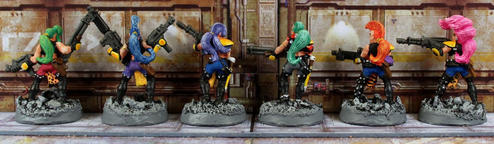 Vampifan's World of the Undead: Necromunda: House Escher Gangers 01