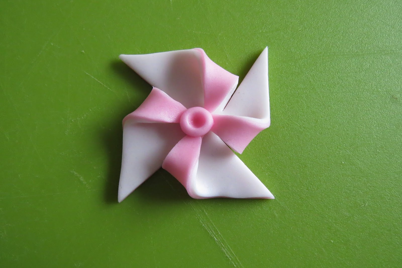 Backorphine english: TUTORIAL - Fondant windmill