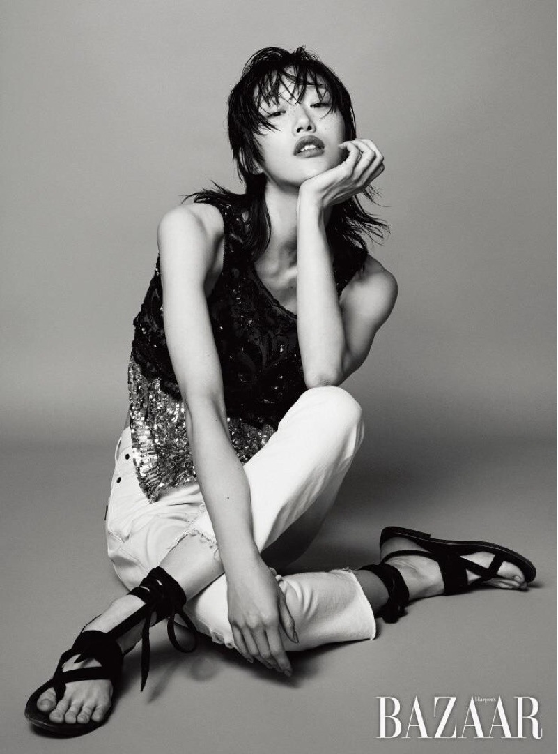 Ultra Tendencias: Sora Choi se vuelve glamurosa con diseños de Saint Laurent para Harper's ...