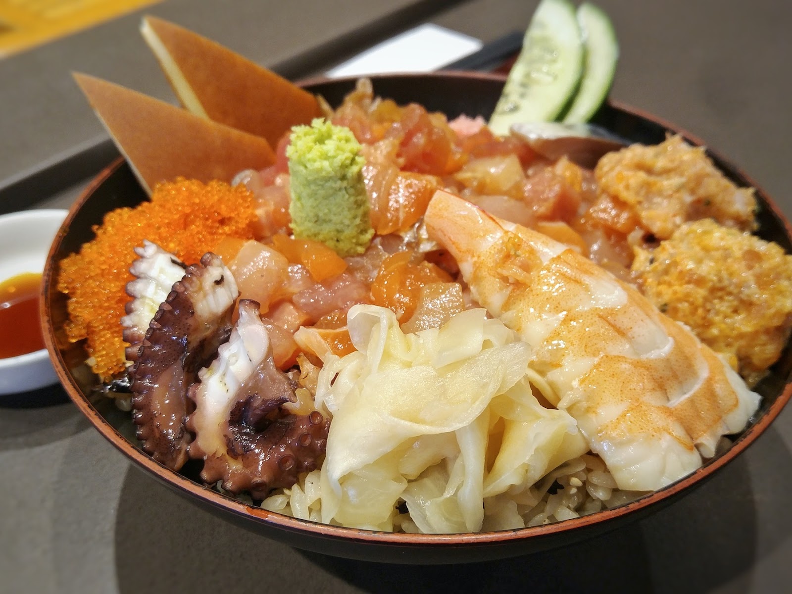 Fresh & Quality Chirashi Sushi Lunch Set at HaNa Ju-Rin in North Sydney