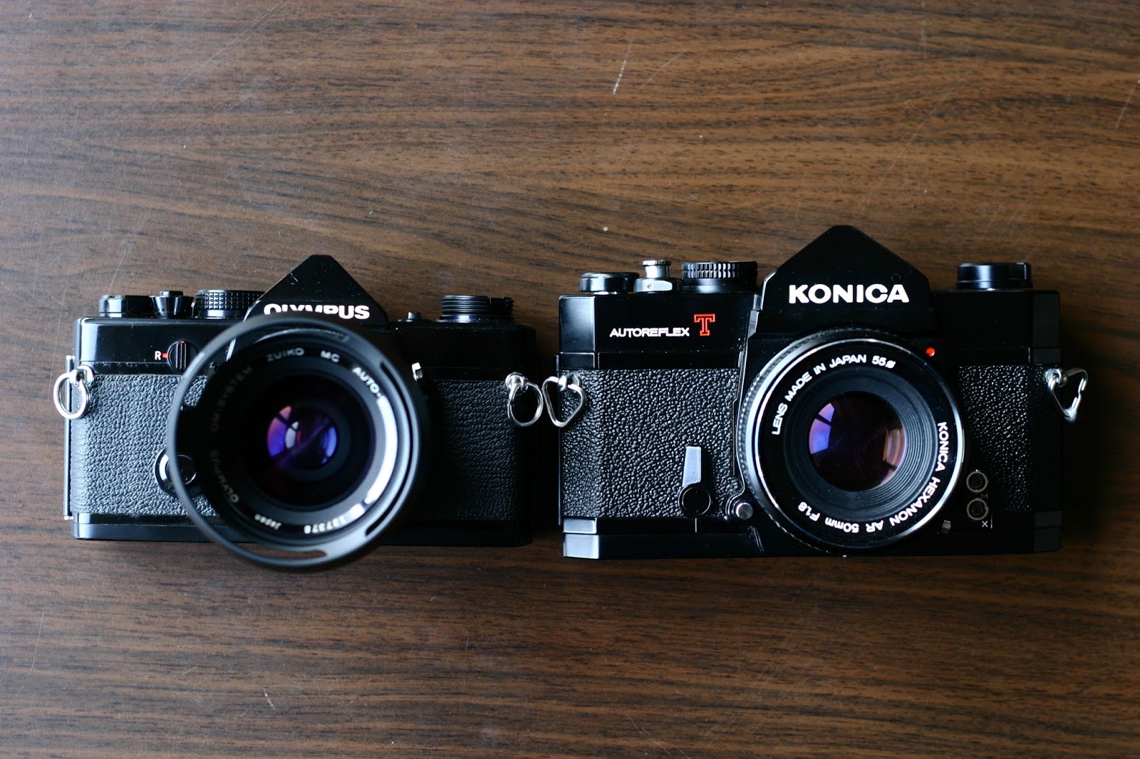 Konica Autoreflex T2 | Camera SLR