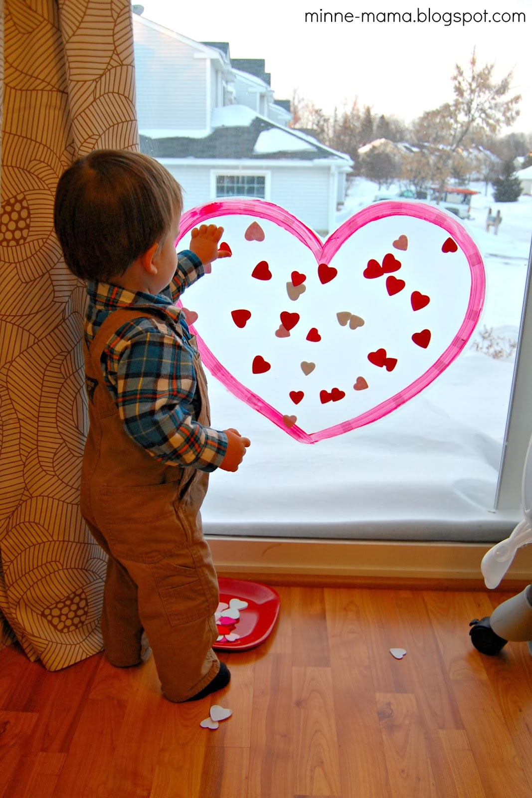 Minne-Mama: Valentine Contact Paper Play