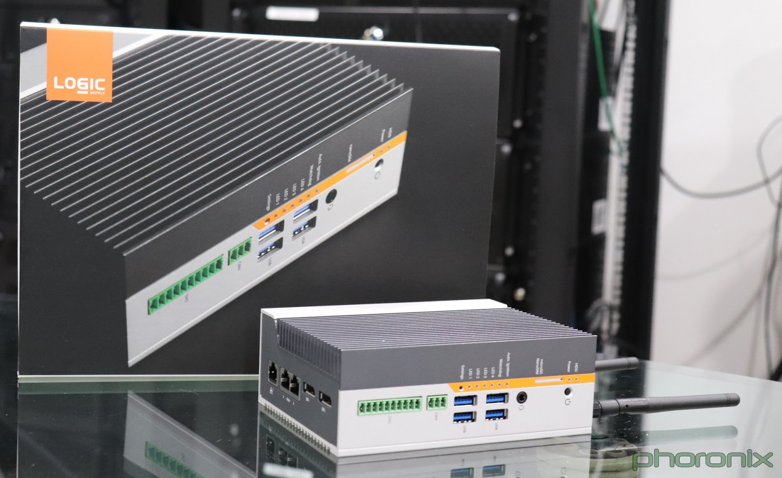FanlessTech: Logic Supply's Karbon 300 review