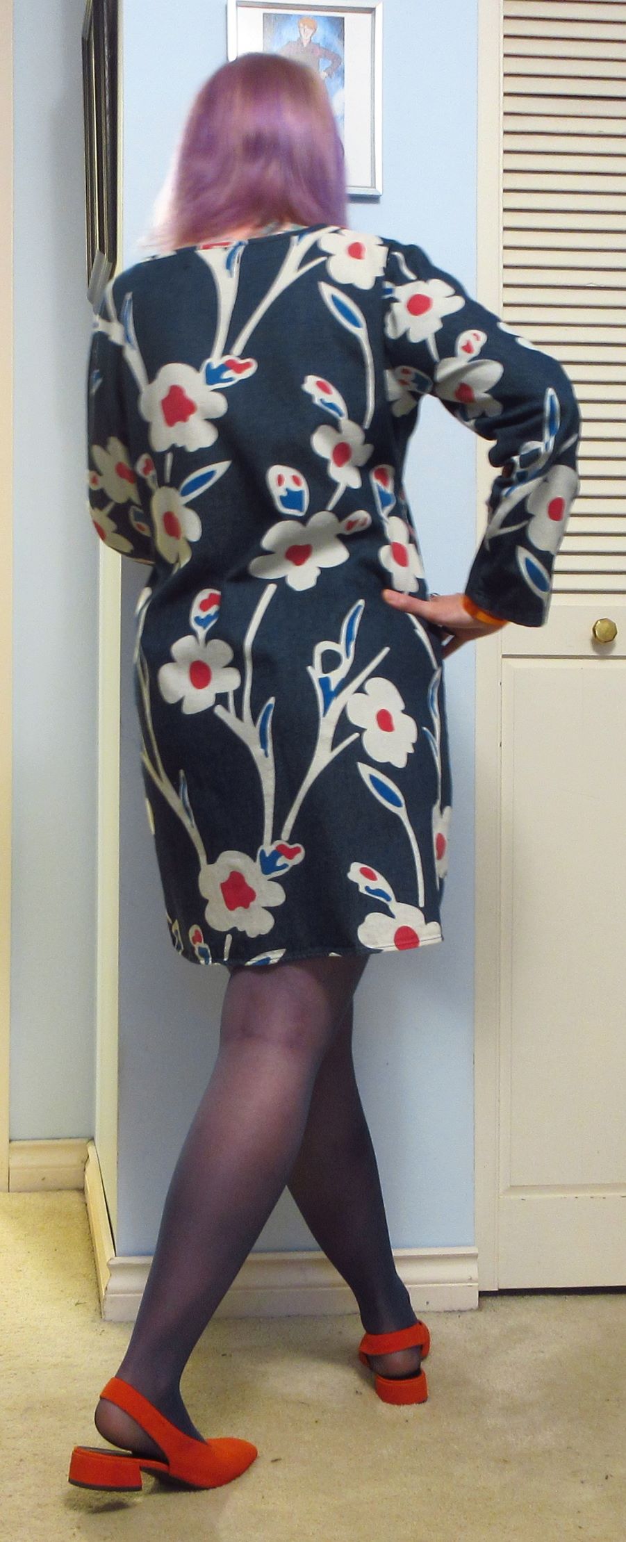 Ephemera: Monday Mini; Tights Save