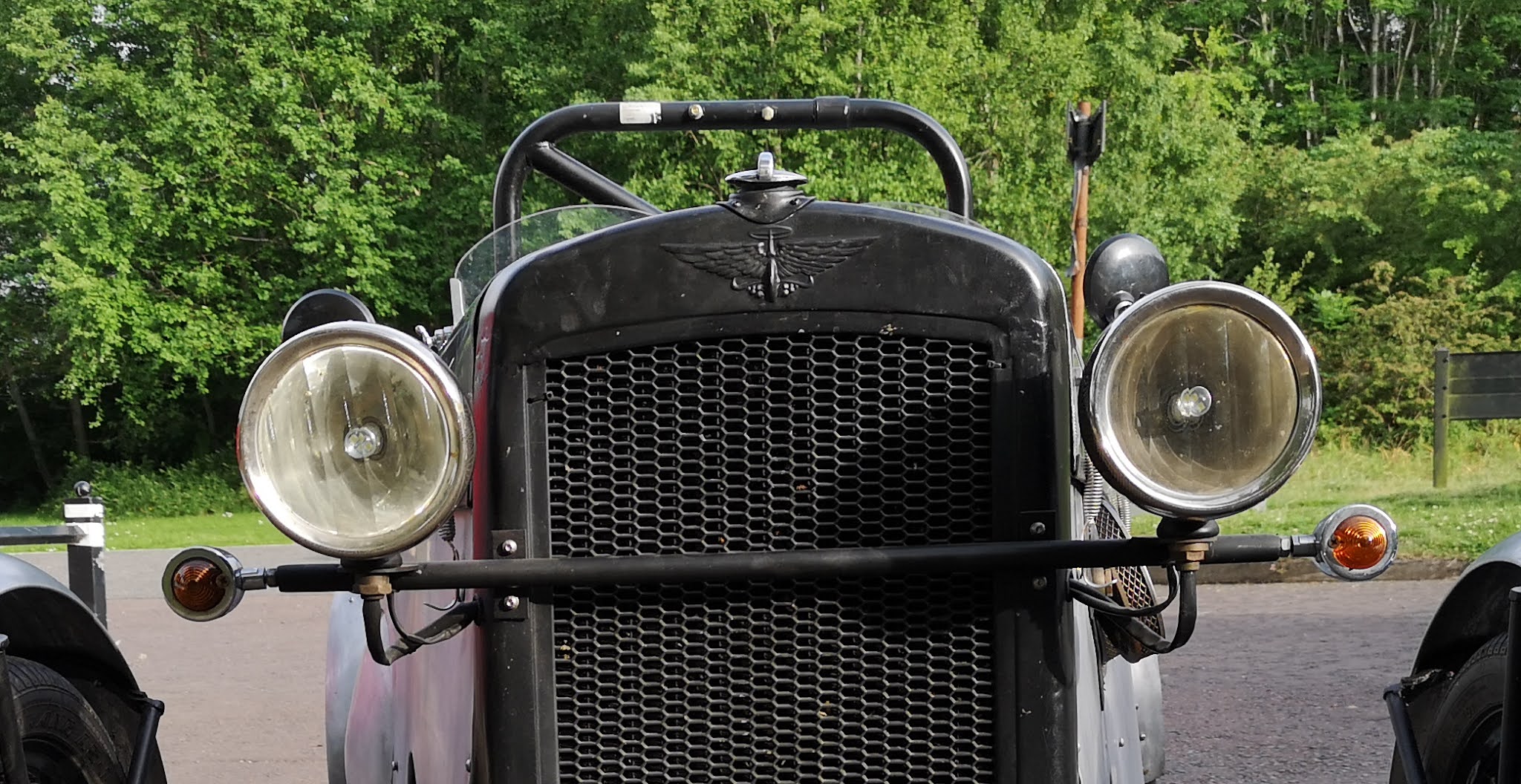Austin Seven Special: Improved headlights for MoT