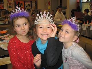 Jamestown Elementary Art Blog: Kindergarten King and Queen Self-Portraits