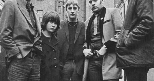 Under The Surface...: THE FALL 1982 BOX & COMPLETE SINGLES