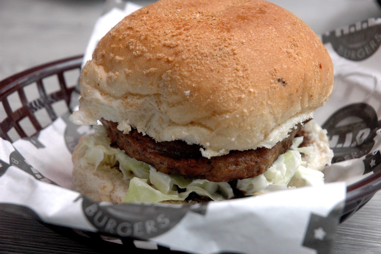 DUDE FOR FOOD: Healthy and Irresistibly Delicious at H.I.D. Burgers