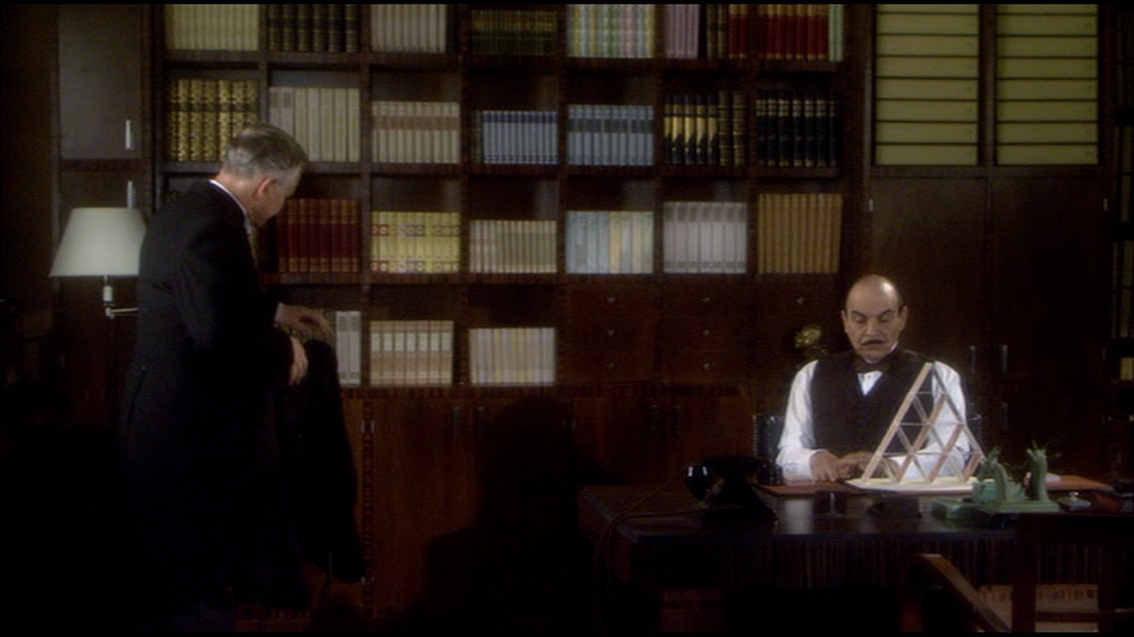 The Chronology of Agatha Christie's Poirot: Apartment