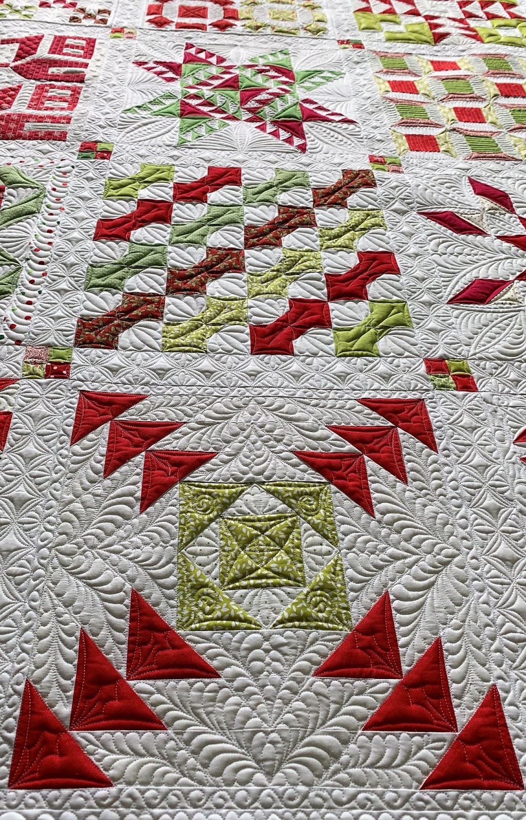 Sue Daurio's Quilting : Kim's Christmas Figs BOM