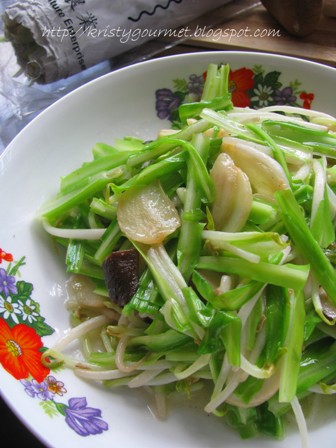 Stir Fried Qing Long 干净利落的炒青龙菜
