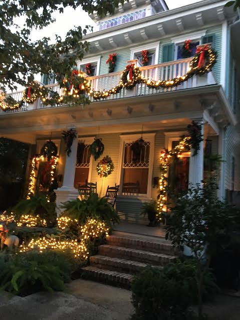 The Uptown Acorn: Heaux. Heaux. Heaux. {My Home at Dusk}