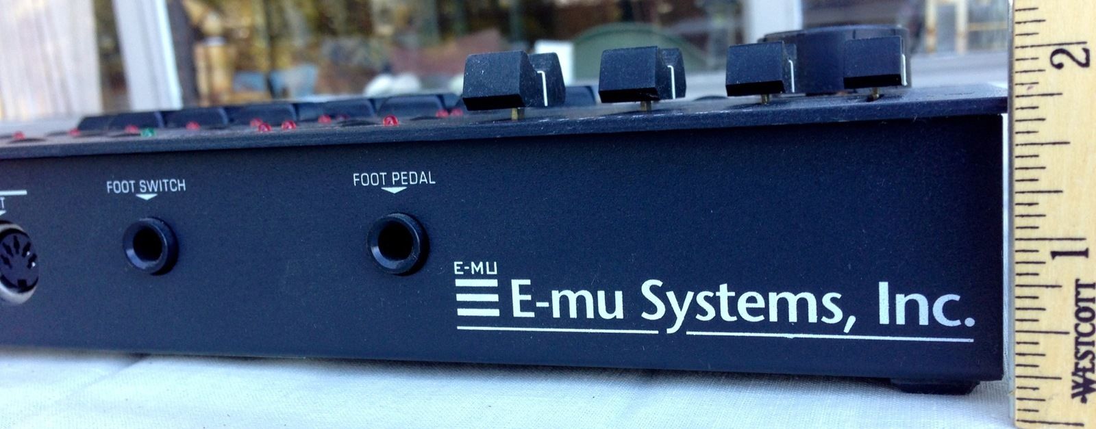 MATRIXSYNTH: E-Mu Launchpad Retro MIDI Controller - iPad Compatible?