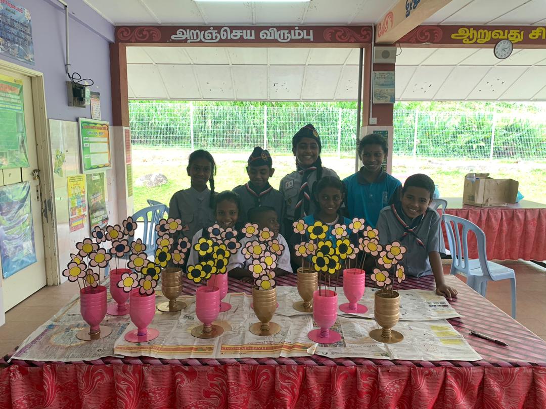 AKTIVITI MEMBUAT PASU BUNGA