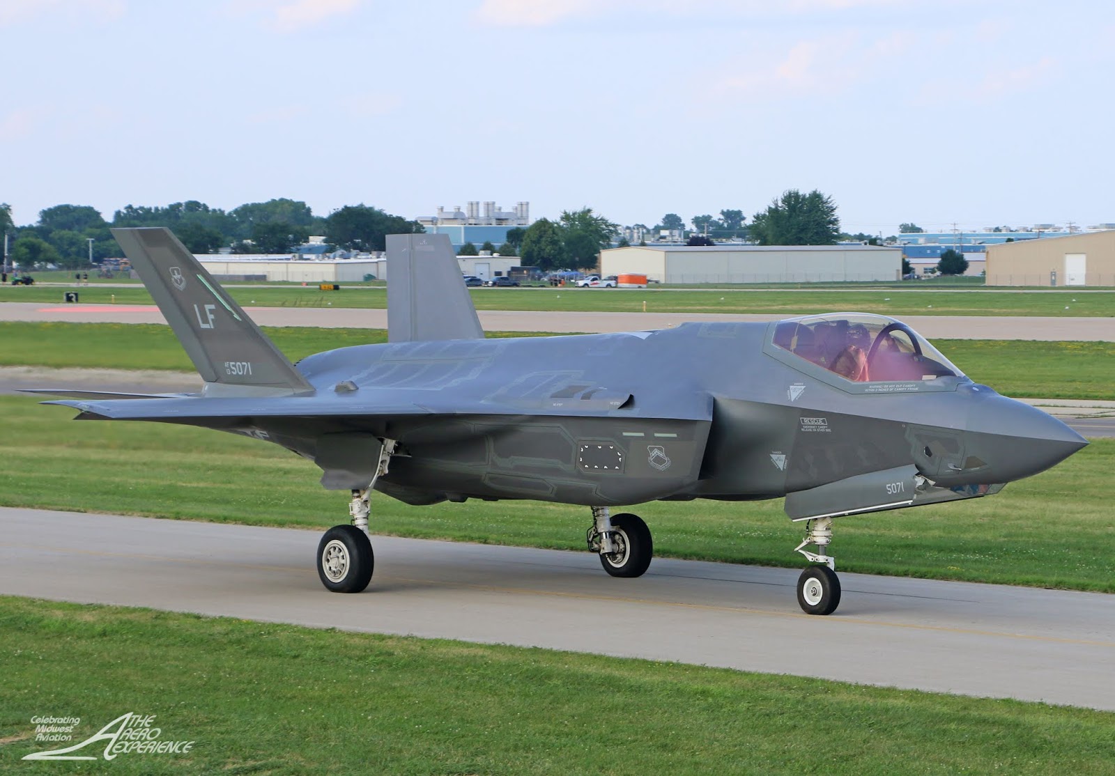 The Aero Experience: EAA AirVenture Oshkosh 2019: Airshow Performers ...