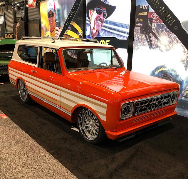 Just A Car Guy: Believe it or not, there were two Scouts at SEMA that ...