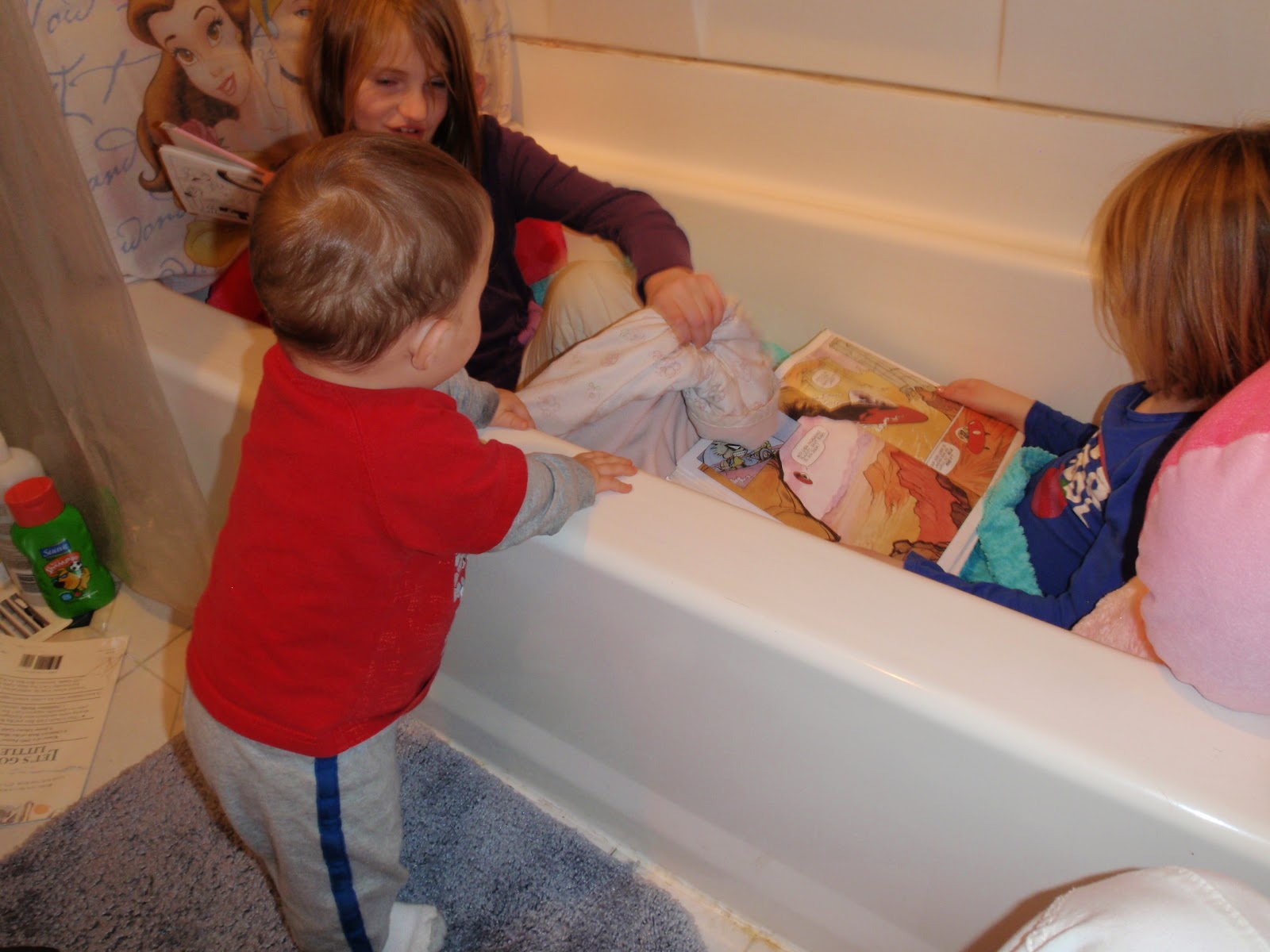 Michka's Creative Solutions: Parenting tips: Diaper bombs, toothpick ...