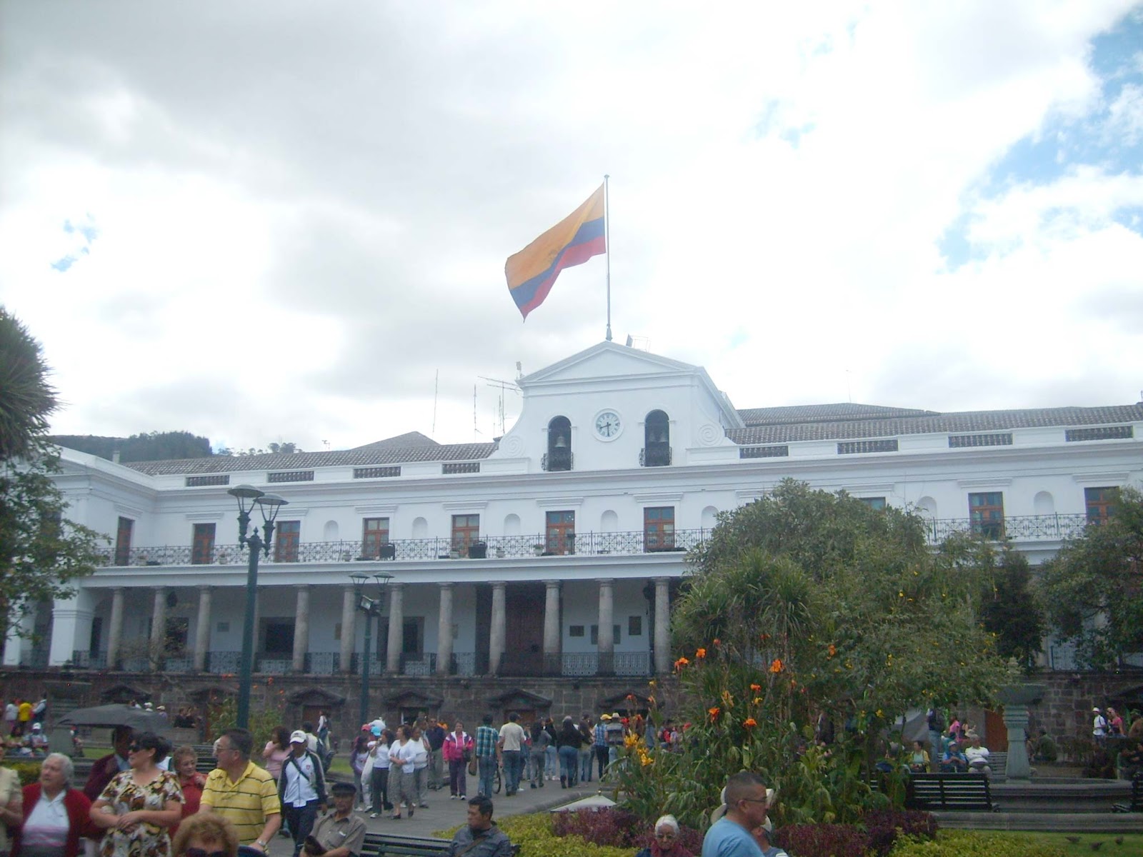 Un domingo en Quito, por el centro caminando.