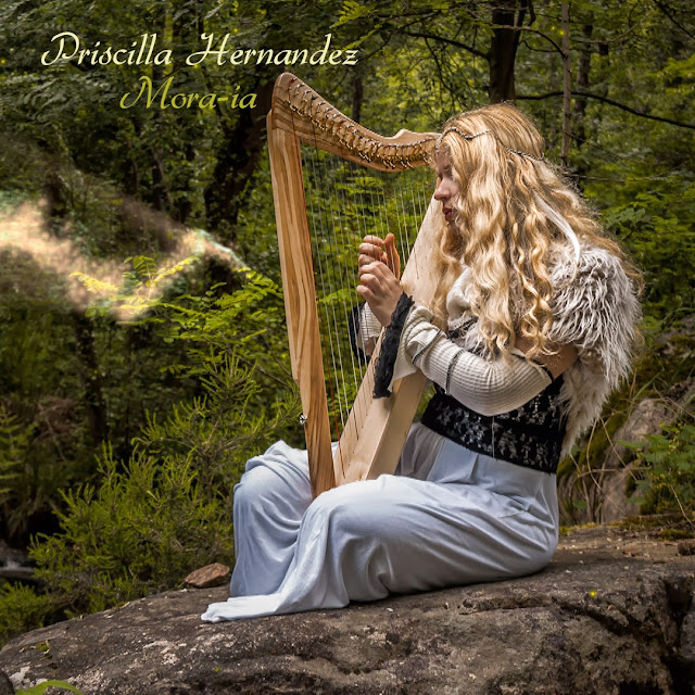 HADAS EN VUELO: "MORA-IA" NUEVO SINGLE DE PRISCILLA HERNANDEZ