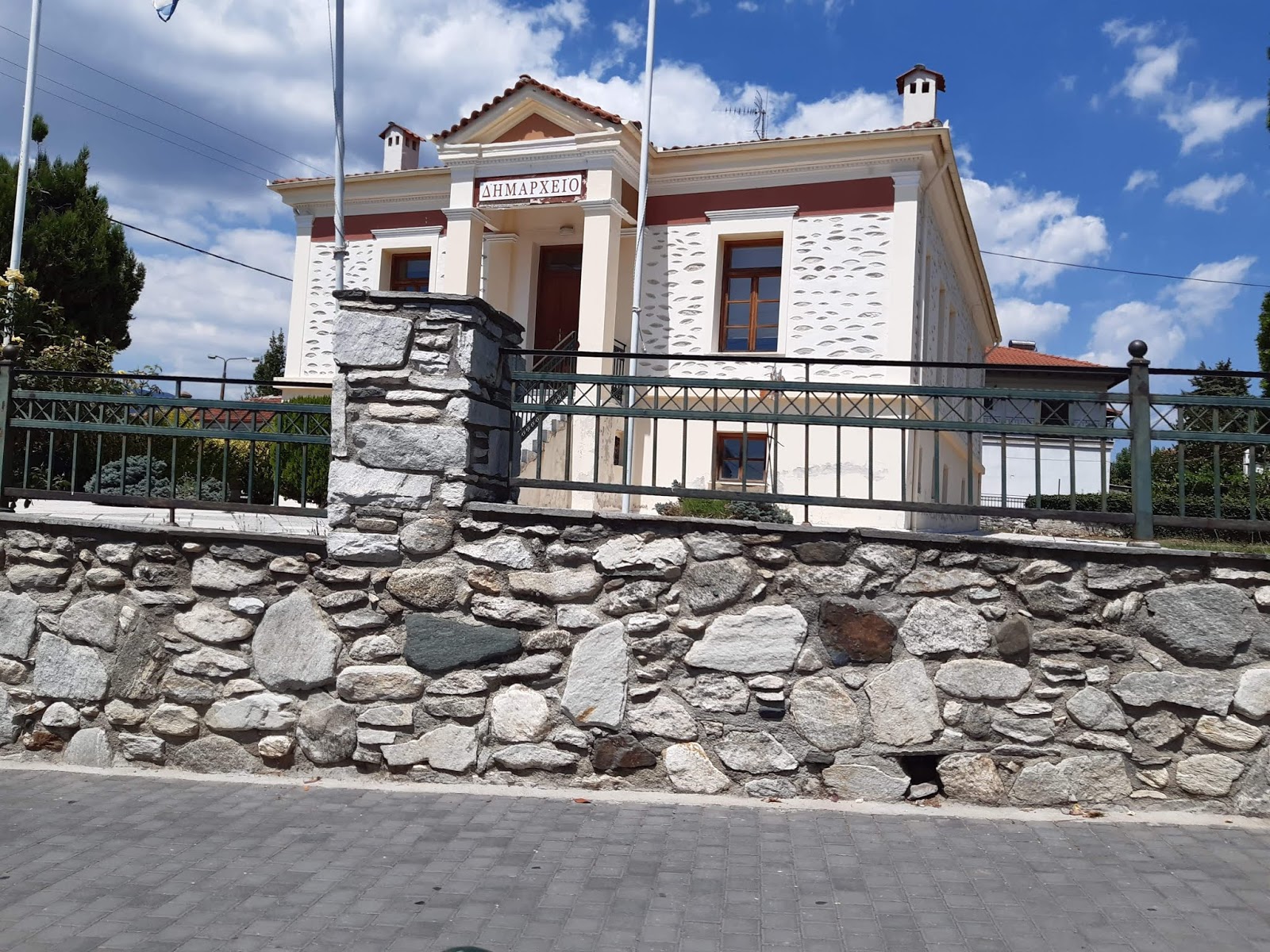Ιστογραφία: ΒΟΛΤΑ ΣΤΟ ΒΕΛΒΕΝΤΟ