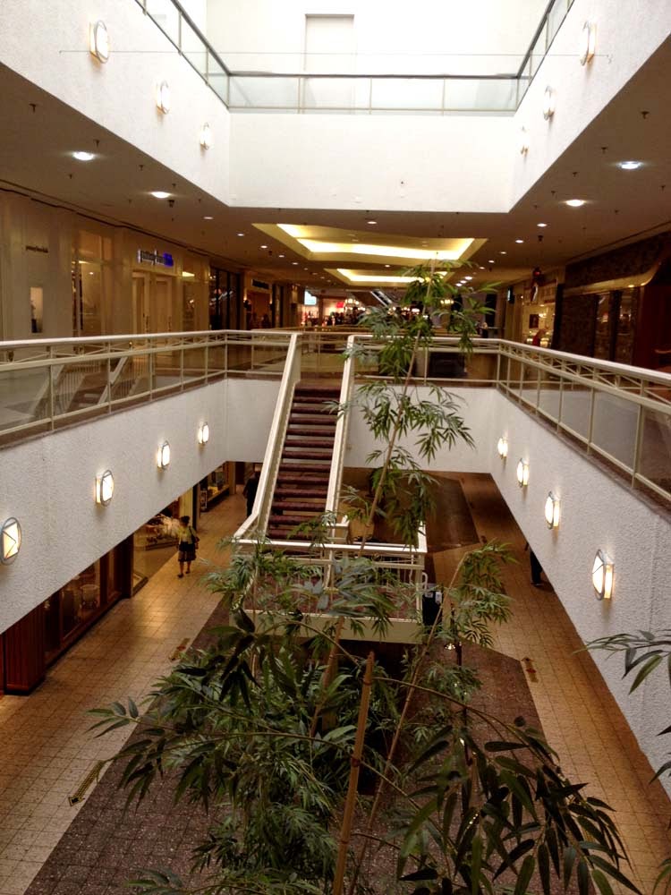 Sky City: Retail History: White Flint Mall: North Bethesda, MD