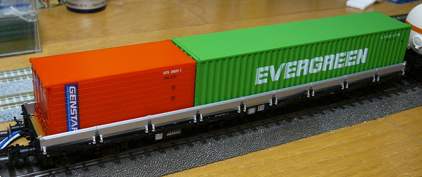 欧州型HO コンテナ列車で遊ぶ