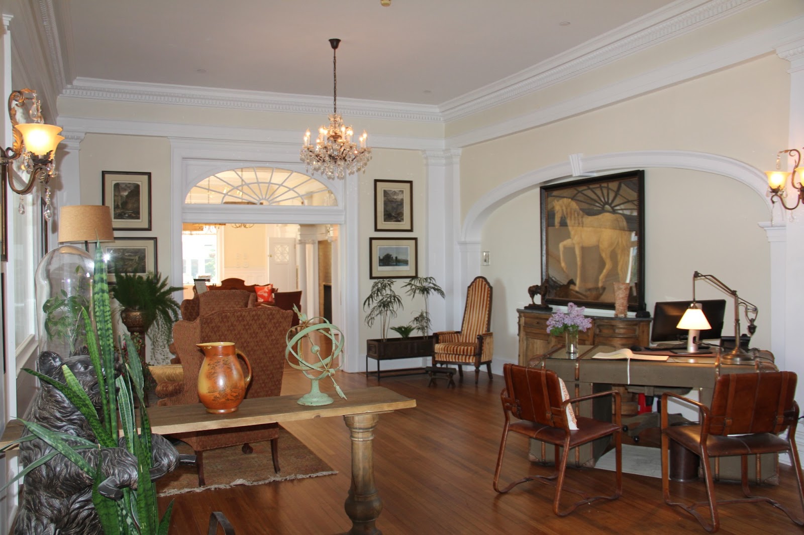 Mimi's Corner!: The Stanley Hotel.......do I hear Redrum-Redrum