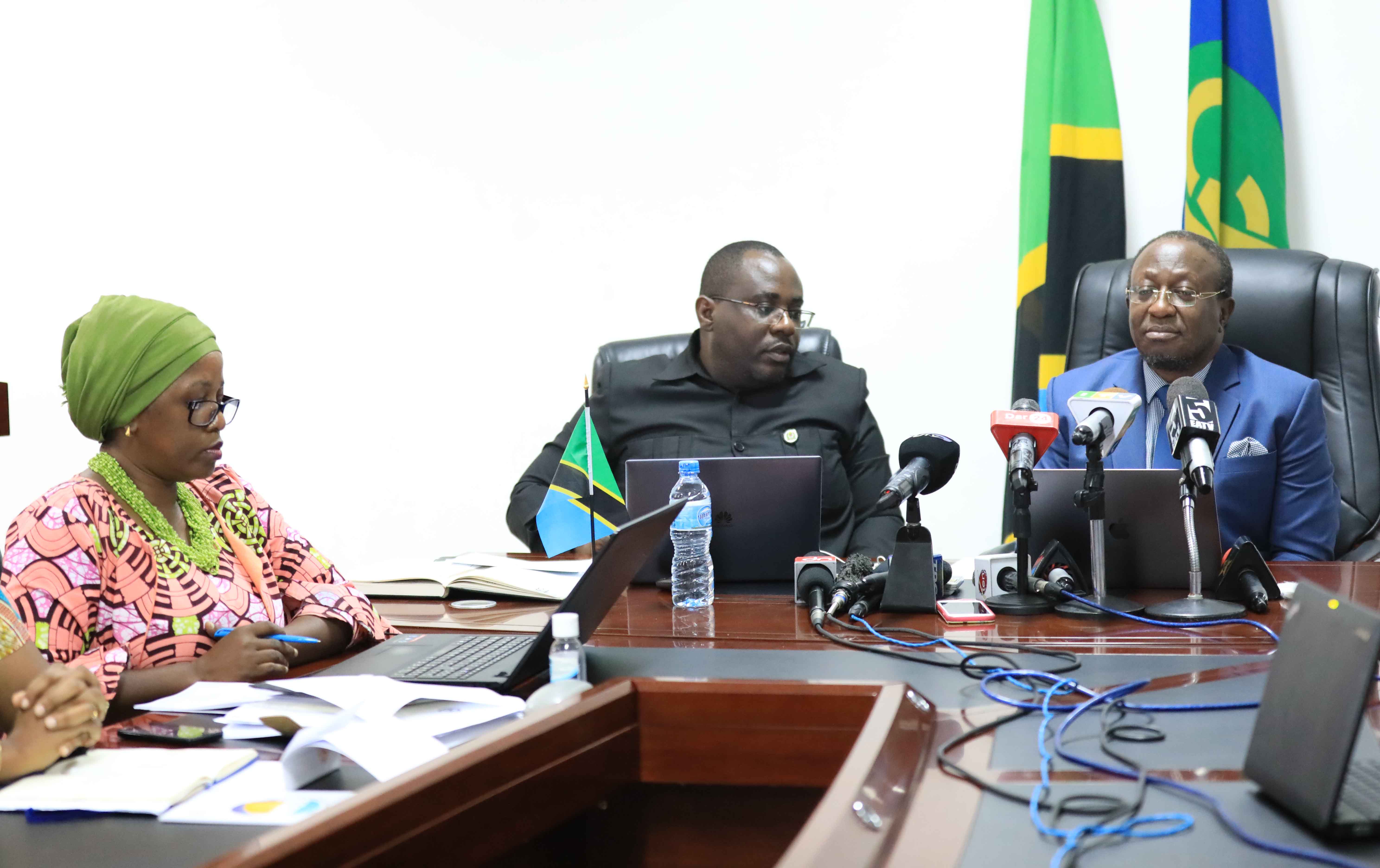 Matokeo Chanya: DKT.MWAKYEMBE: SADC INATAMBUA MCHANGO WA WANAHABARI WA ...