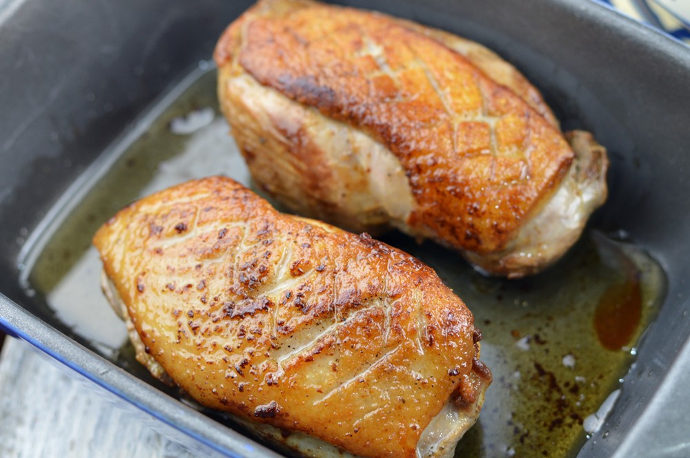 Piept de rata la tigaie, cu piure de telina - CAIETUL CU RETETE