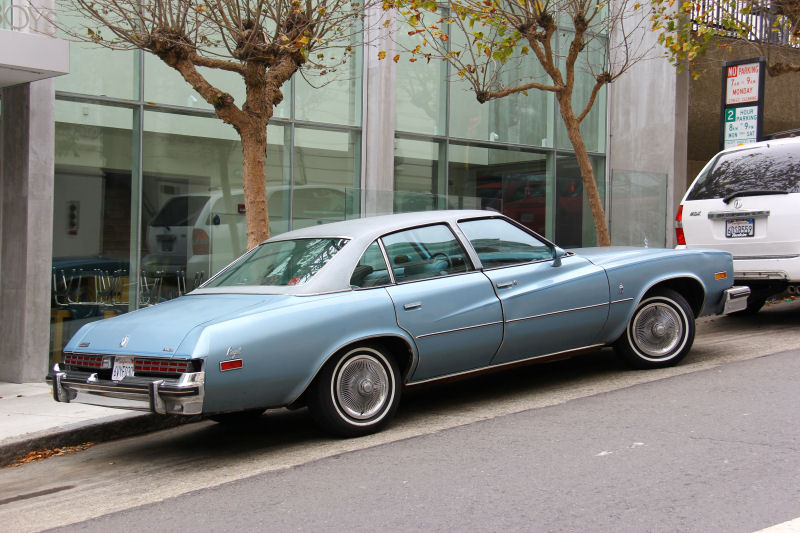 California Streets: San Francisco Street Sighting - 1977 Buick Regal