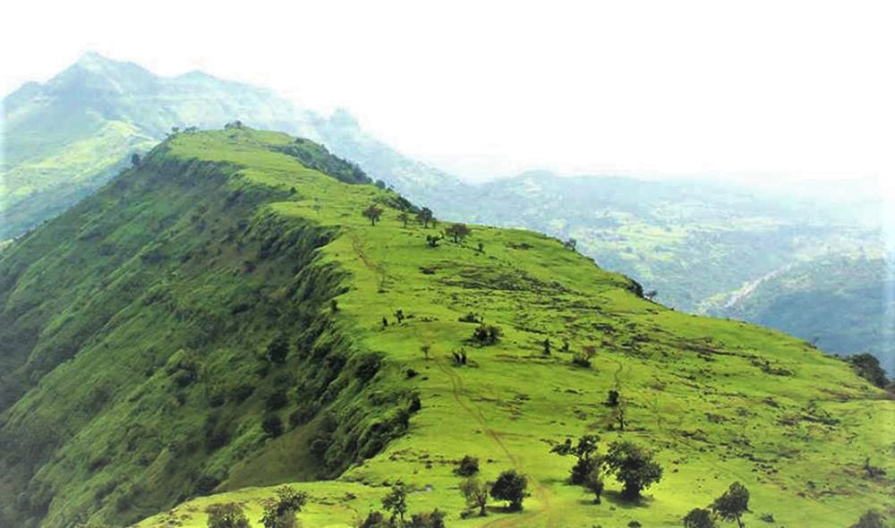 Hike to Garbett Plateau (Garbett Point in Matheran Hills) - Born Hiker