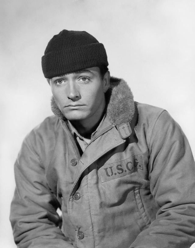 35 Handsome Portrait Photos of John Derek in the 1940s and ’50s ...