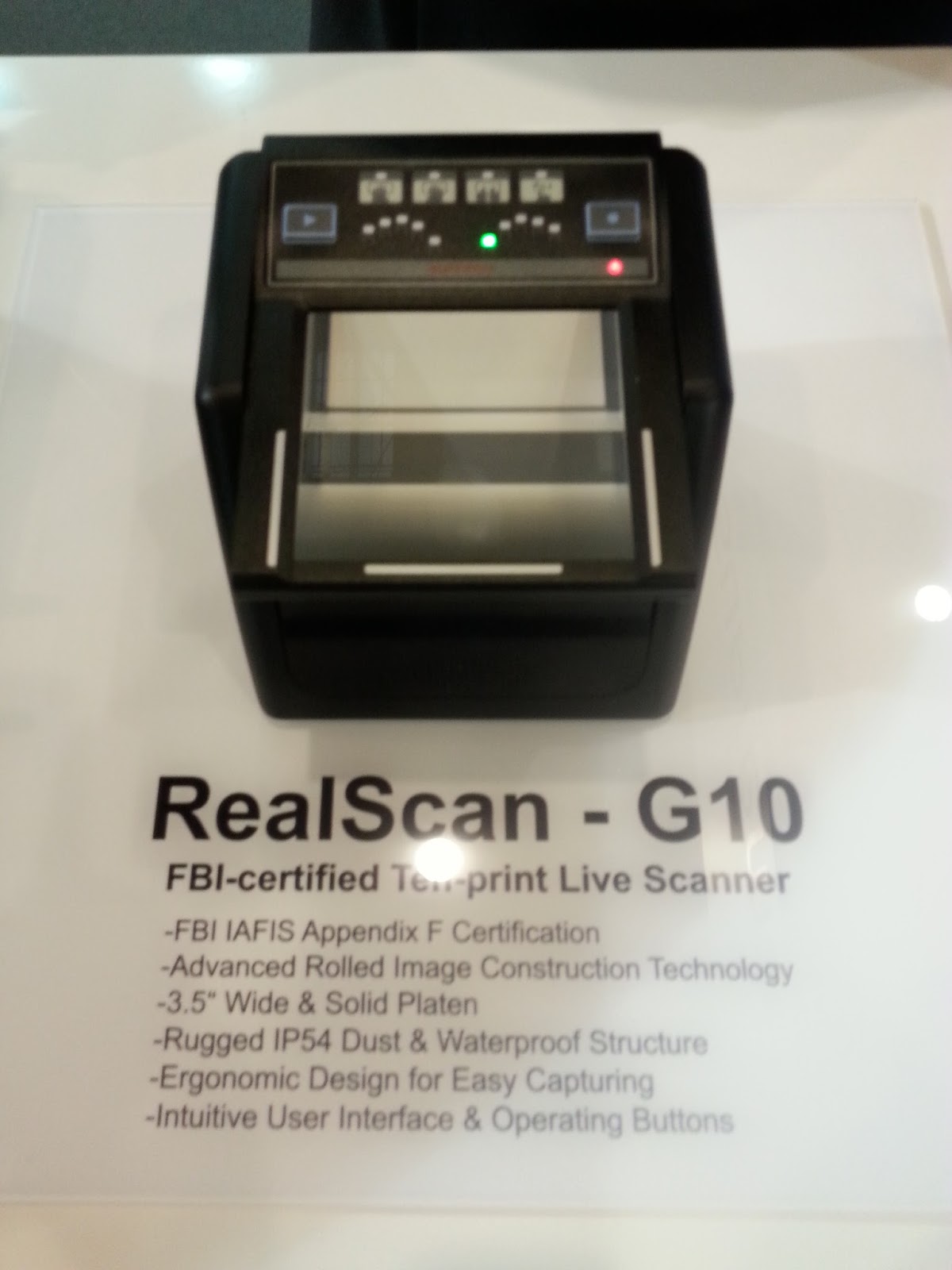 Biometricos: Sistemas biometricos en Cartes 2015