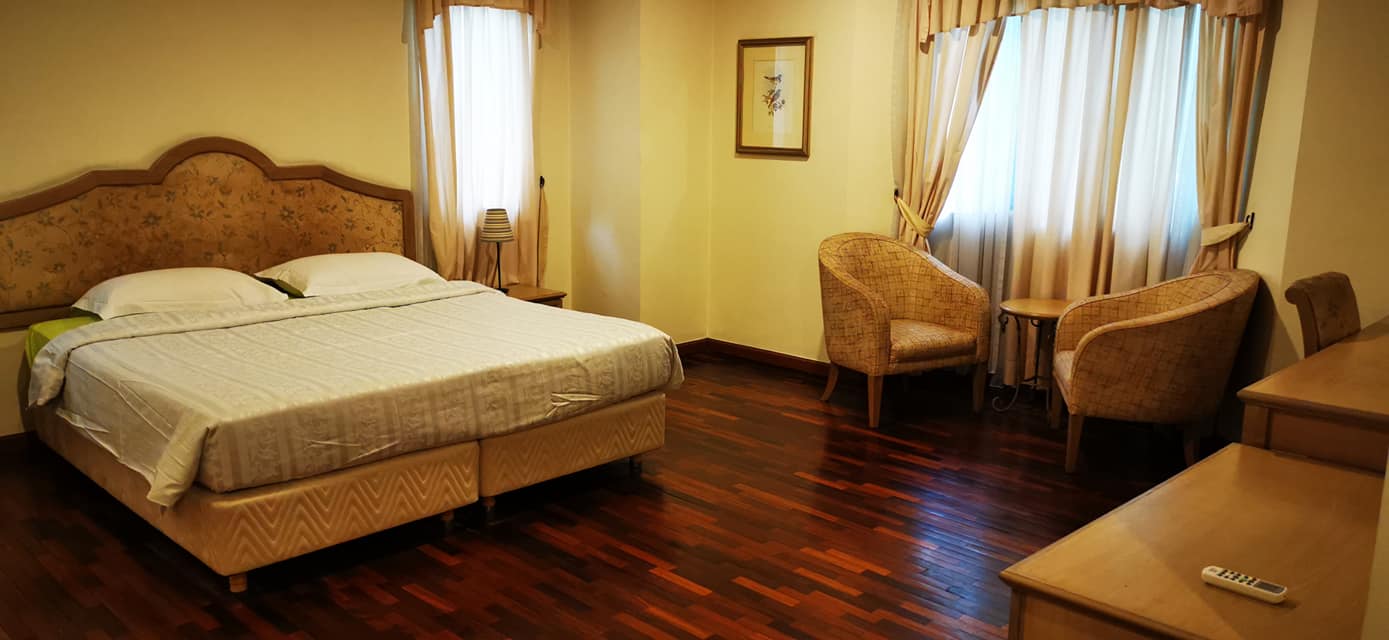 A Night's Stay At Cyberview Garden Villas