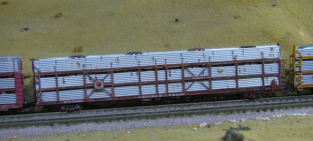 Needles Division Santa Fe RR N Scale: 1981 N Scale Auto Rack led by ...