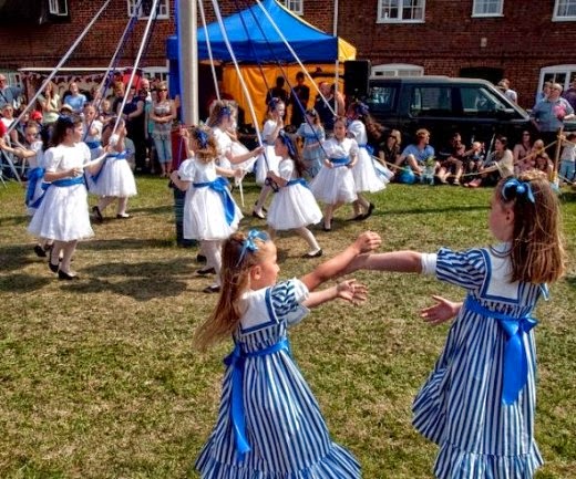 Tree of Life Meaning: Celebrate Spring and the Return of Summer this ...