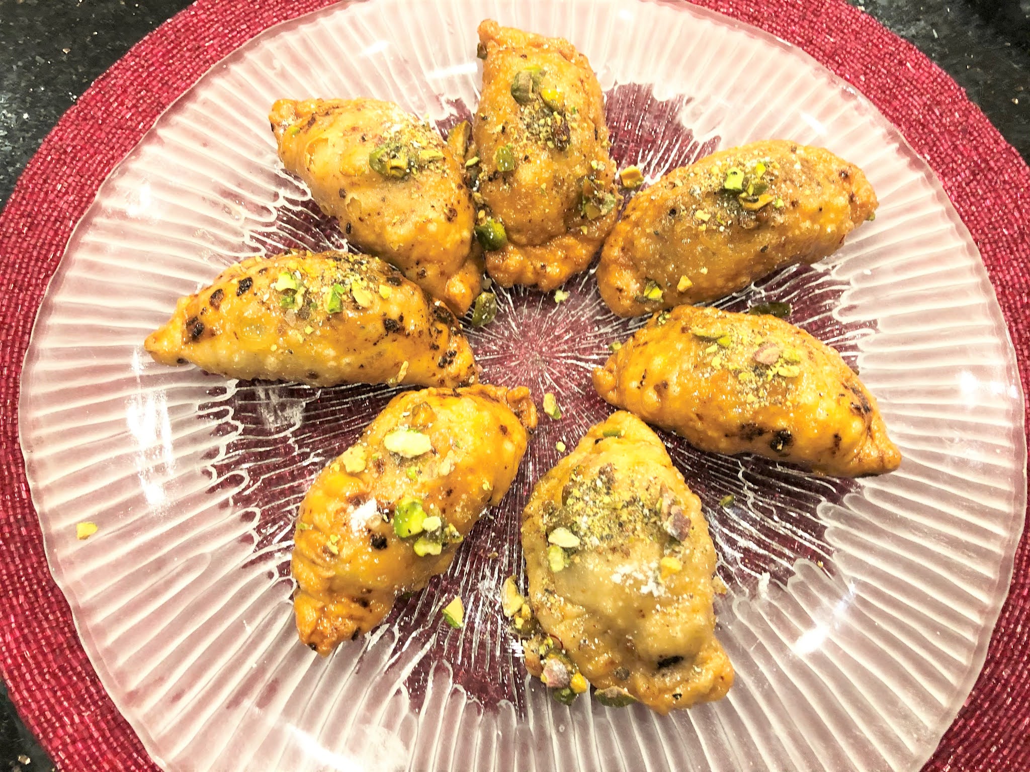 My Favorite Recipes Collection: Ghujia/Ghugra/Karanji